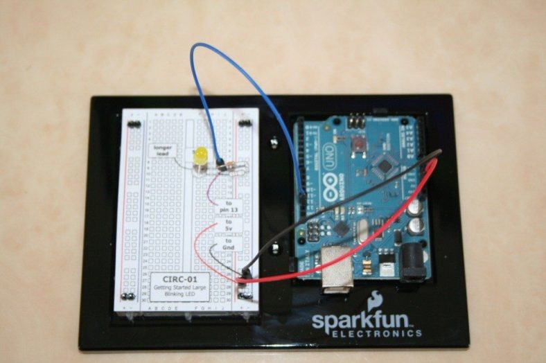 Test: Arduino Inventor Kit - Maison et Domotique