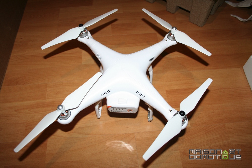 Test: drone DJI Phantom V2, une nouvelle passion démarre... - Maison et ...