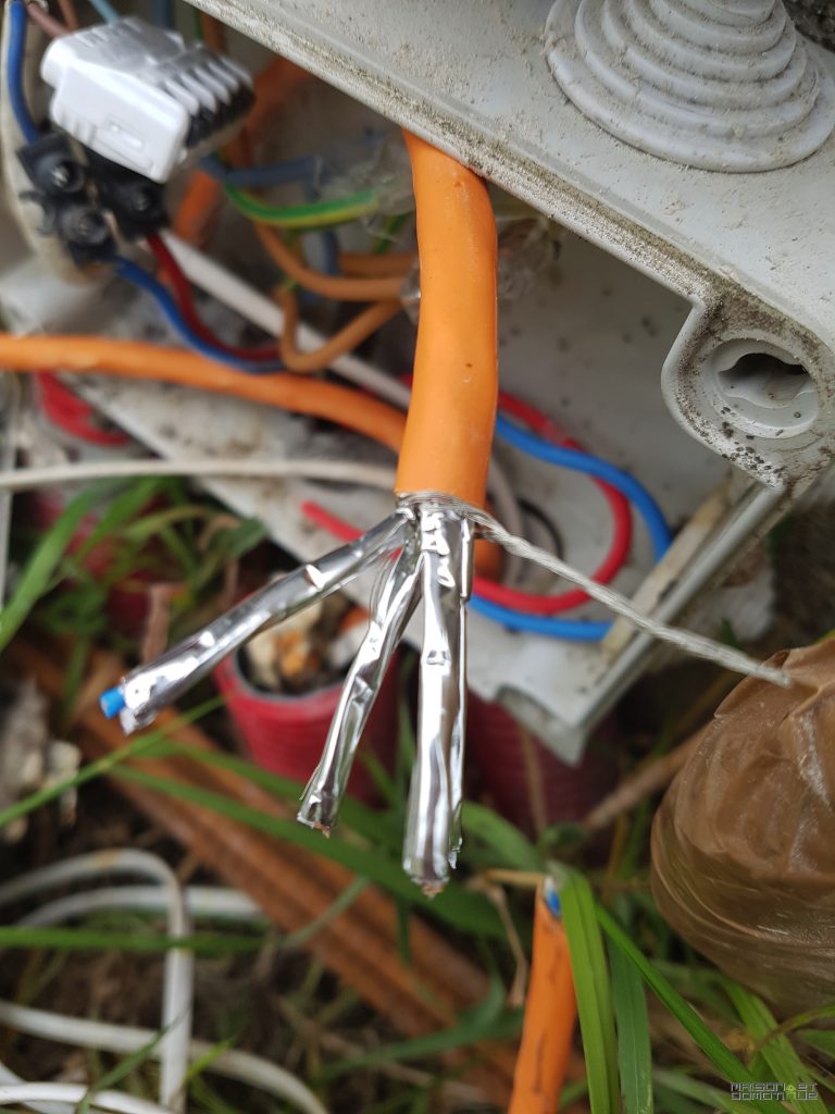 Comment raccorder deux cables ethernet ? - Maison et Domotique