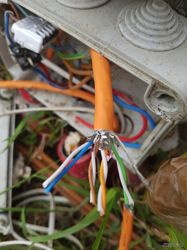 Comment raccorder deux cables ethernet ? - Maison et Domotique