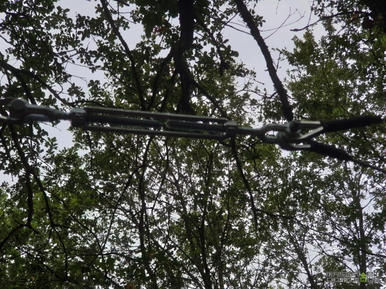 Installation d'une tyrolienne iZipline dans le jardin ! - Maison et Domotique
