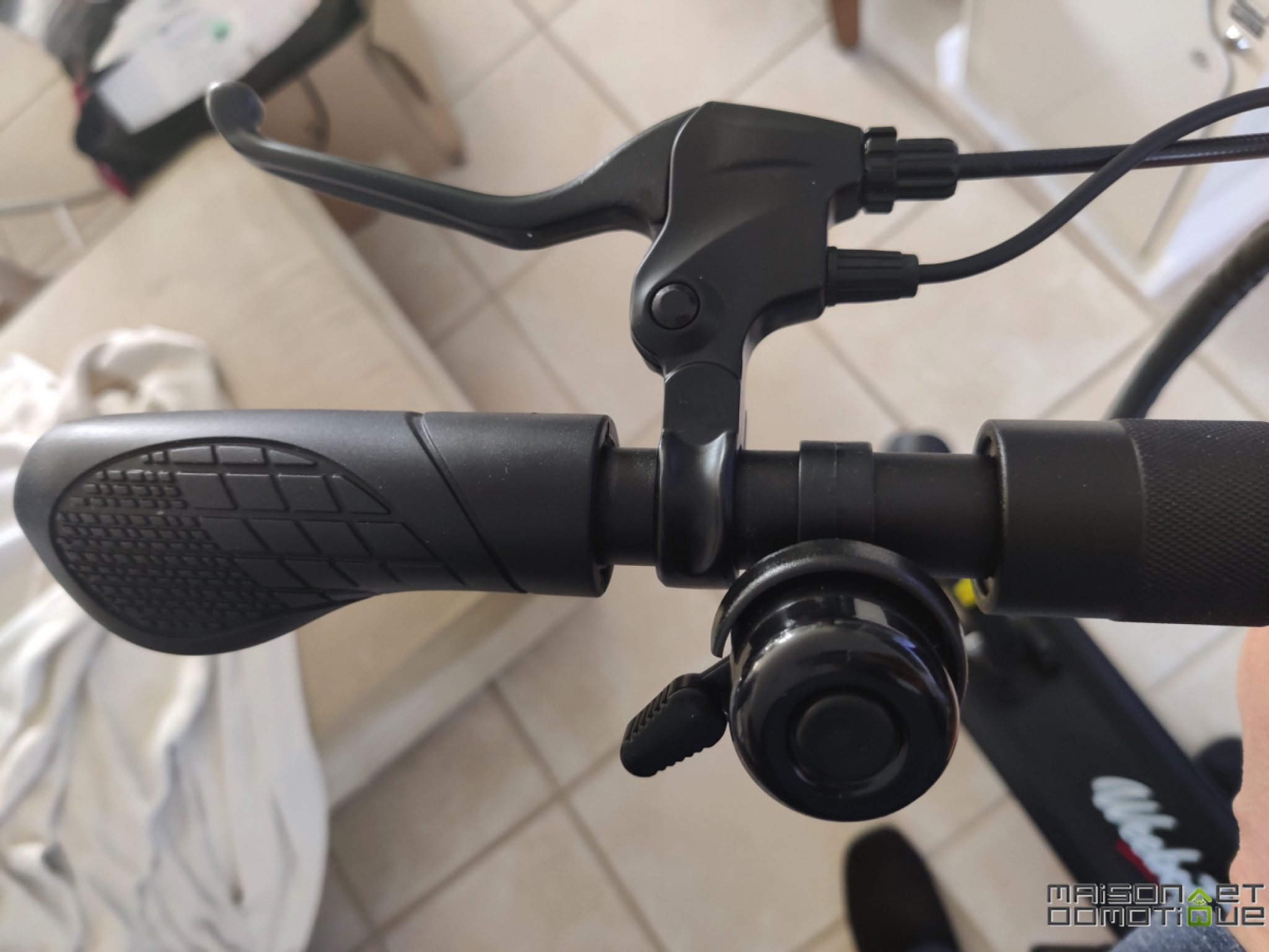 Test Weebot Anoki: la trottinette électrique qui dépote ! - Maison et ...