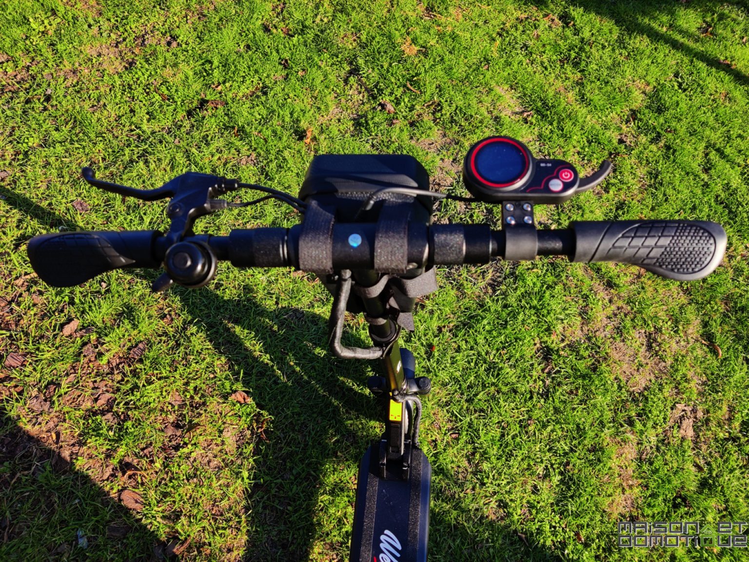 Test Weebot Anoki: la trottinette électrique qui dépote ! - Maison et ...