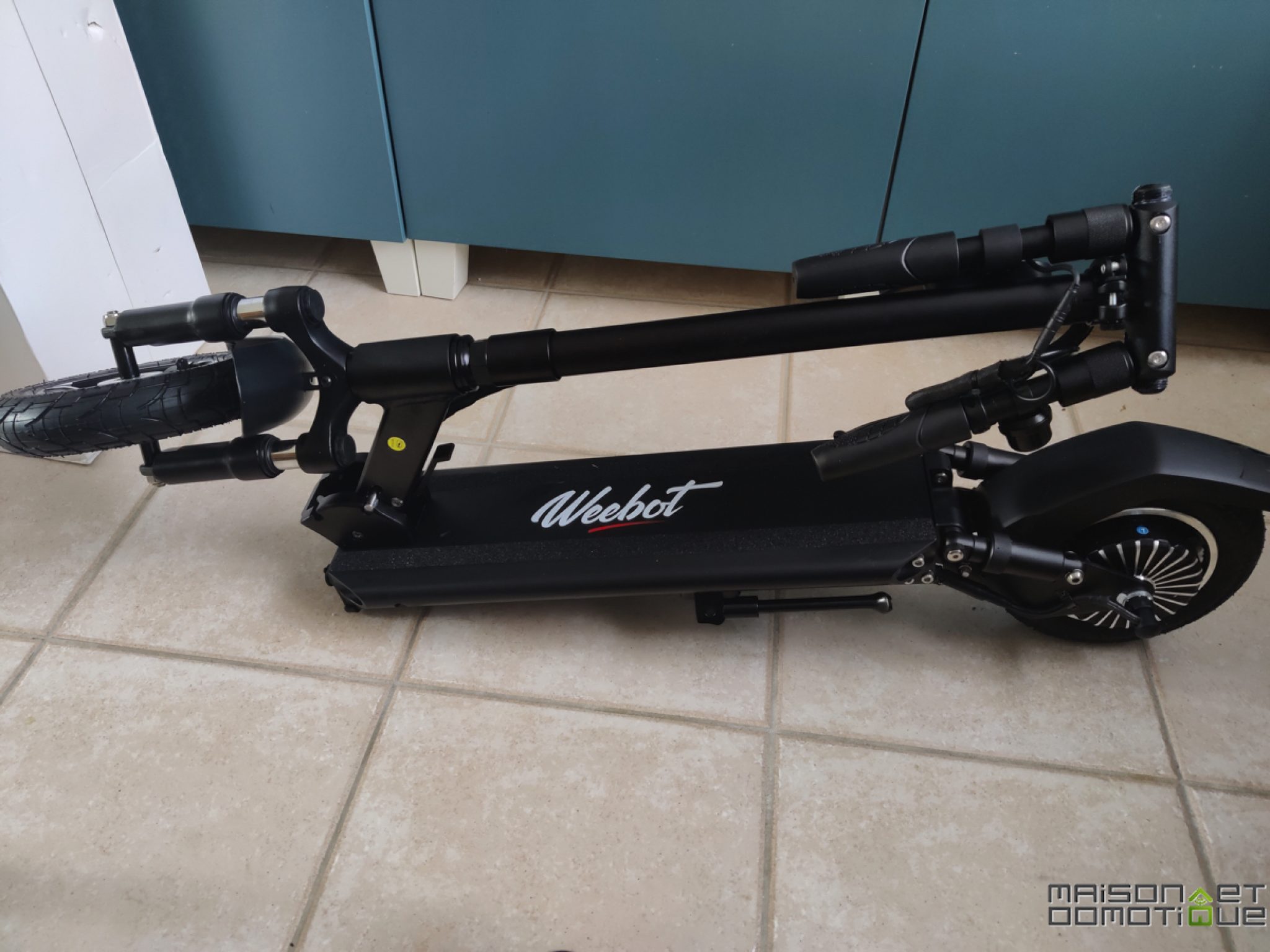 Test Weebot Anoki: la trottinette électrique qui dépote ! - Maison et ...