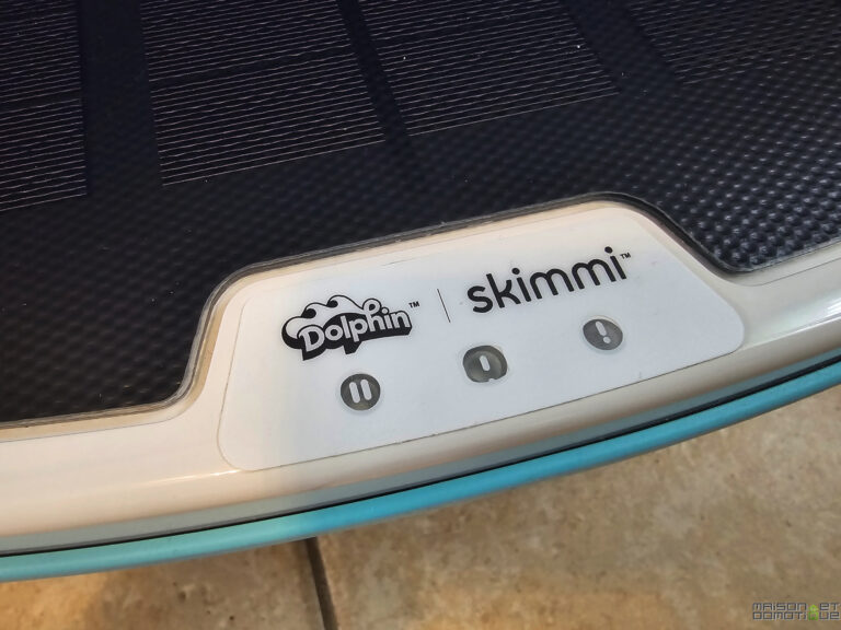 Test Maytronics Dolphin Skimmi : le robot solaire qui nettoie la ...
