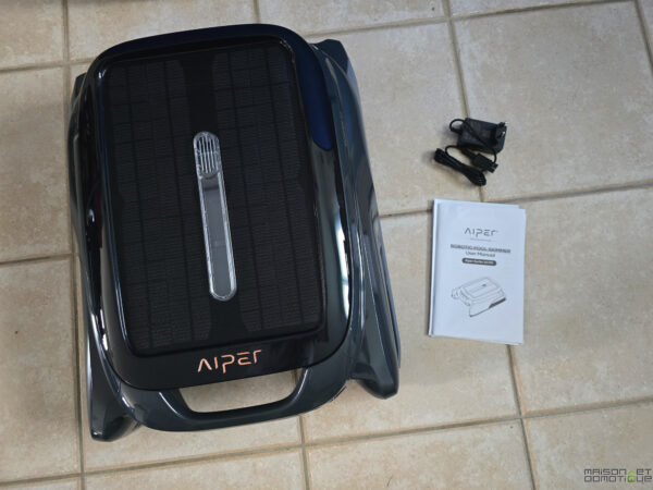 Testing the Aiper Surfer S1: An innovative pool cleaner that runs on ...