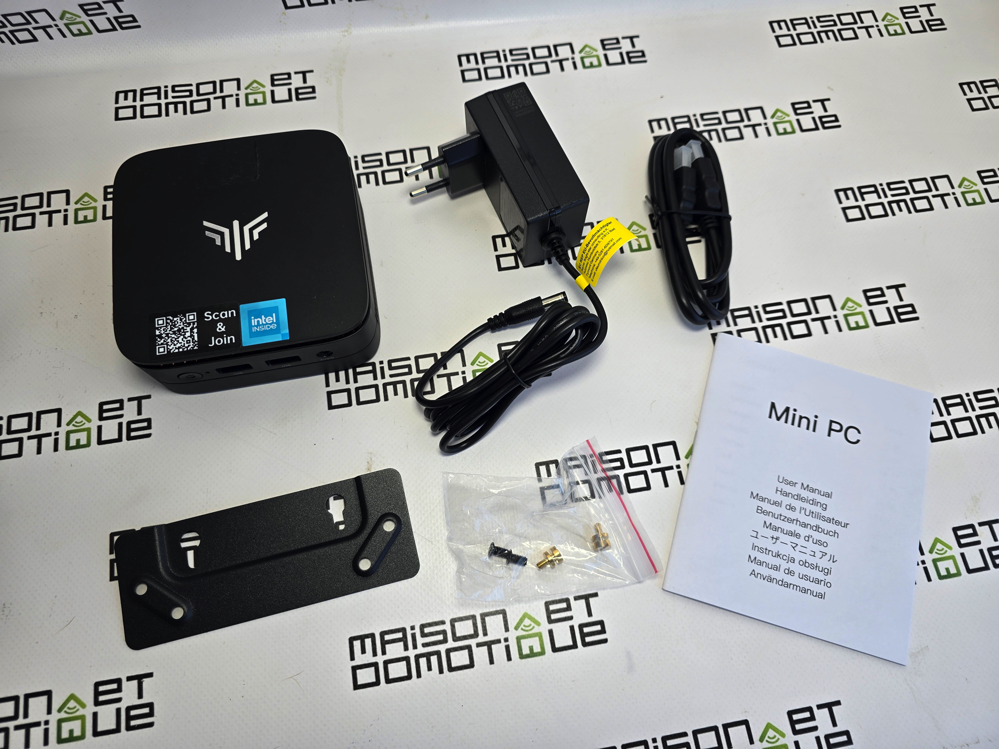 NiPoGi E1 test: the Mini PC that consumes less power than a light bulb ...