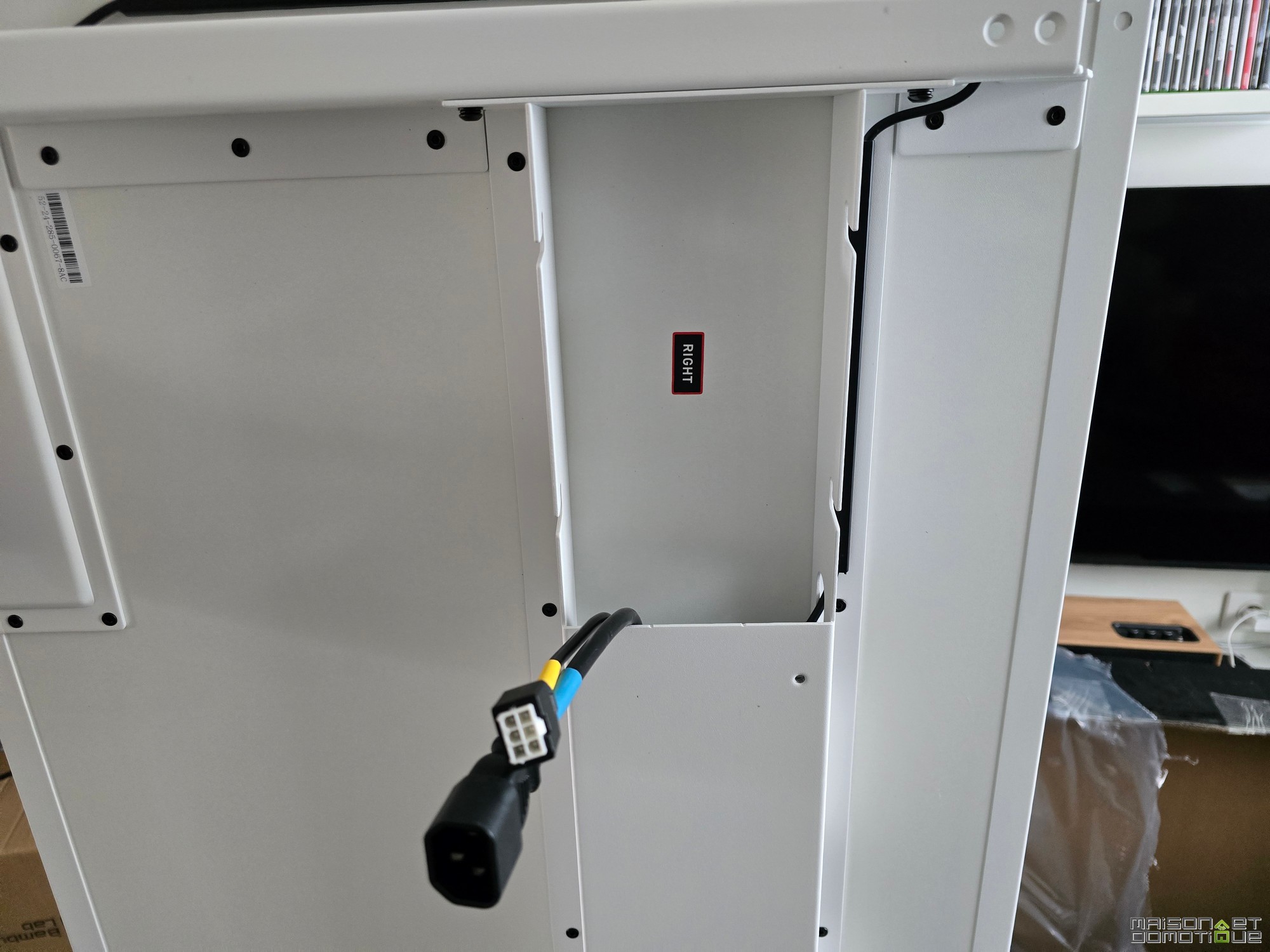 Test SecretLab Magnus Pro : La scrivania motorizzata di alta gamma che ...